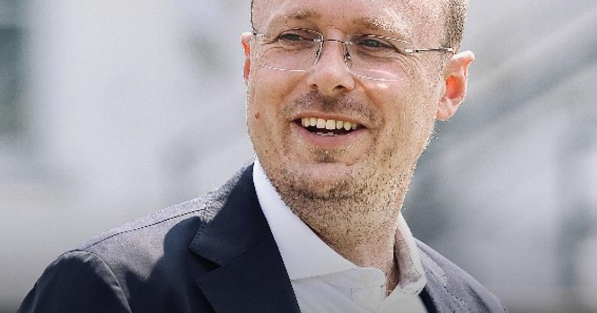 La Pro Vercelli ha scelto il nuovo allenatore: è Michele Santoni, ex Ajax - La Sesia